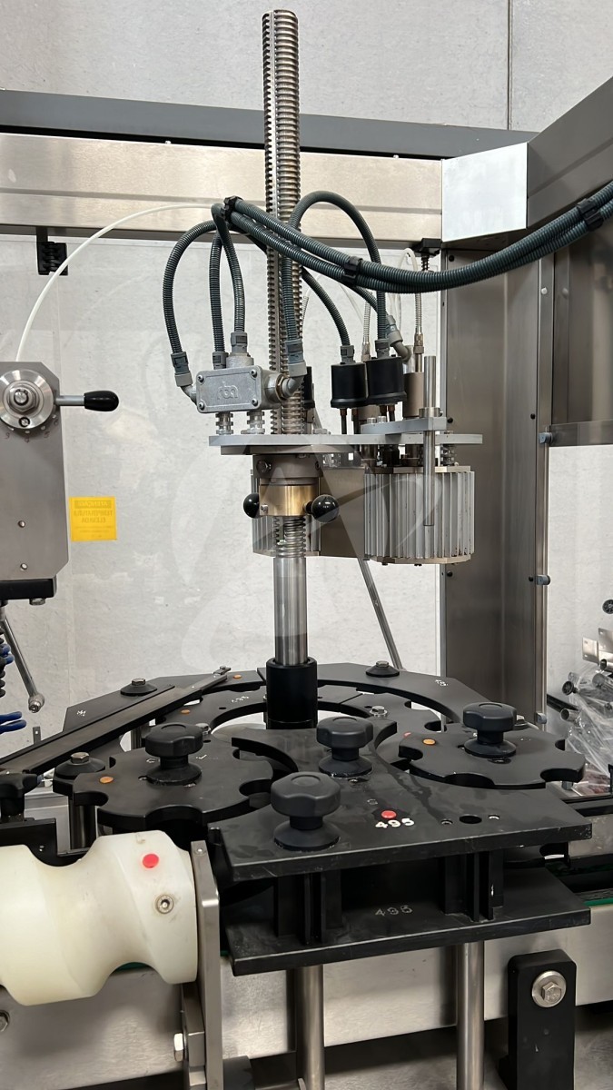 Capsuling machine - shrink-wrapper Robino & Gallandrino