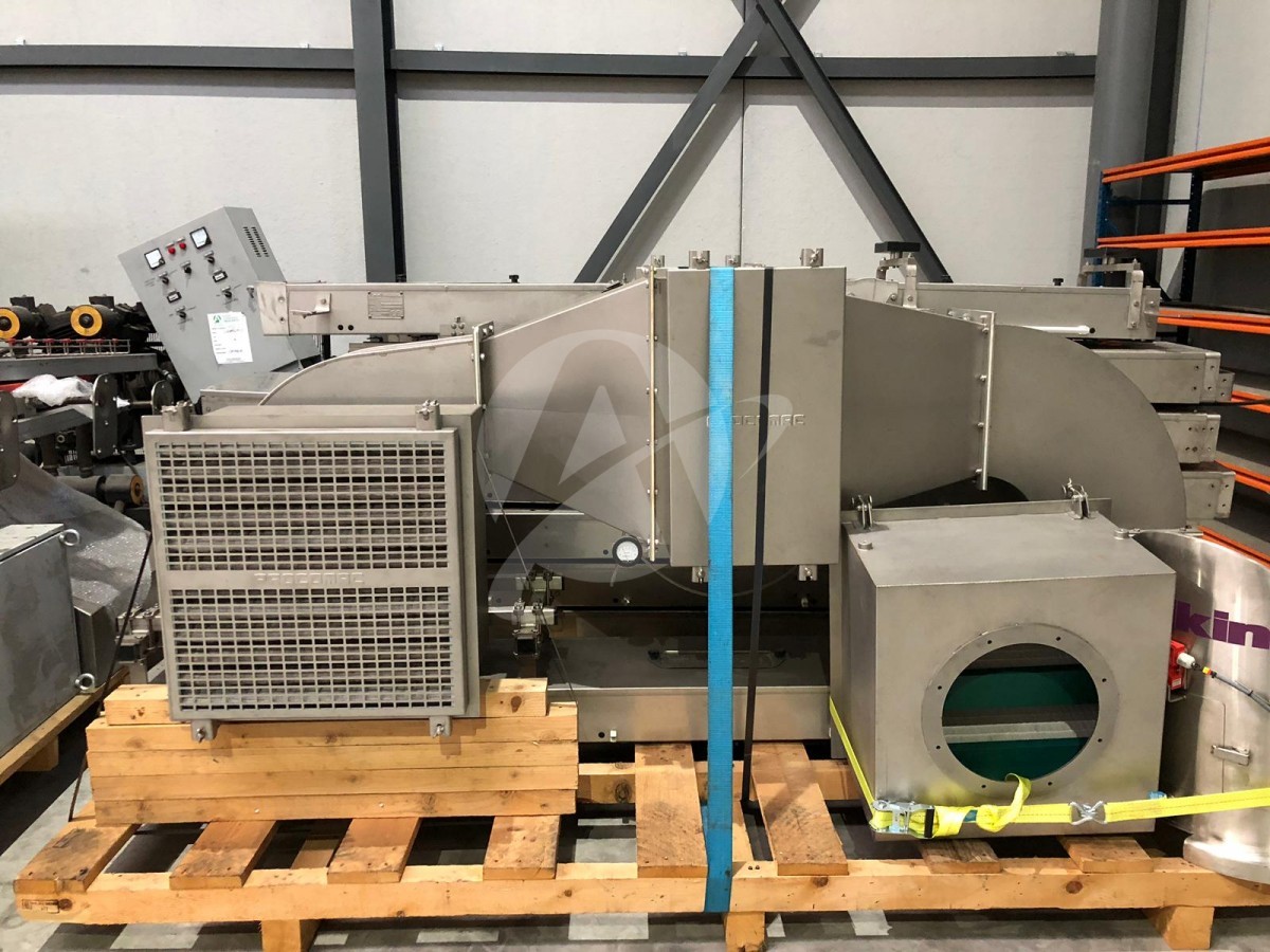PROCOMAC brand air conveyor